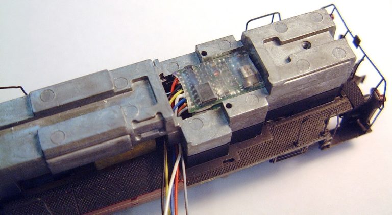 Umbau einer Roco V60 – Meine Digitale Modellbahn